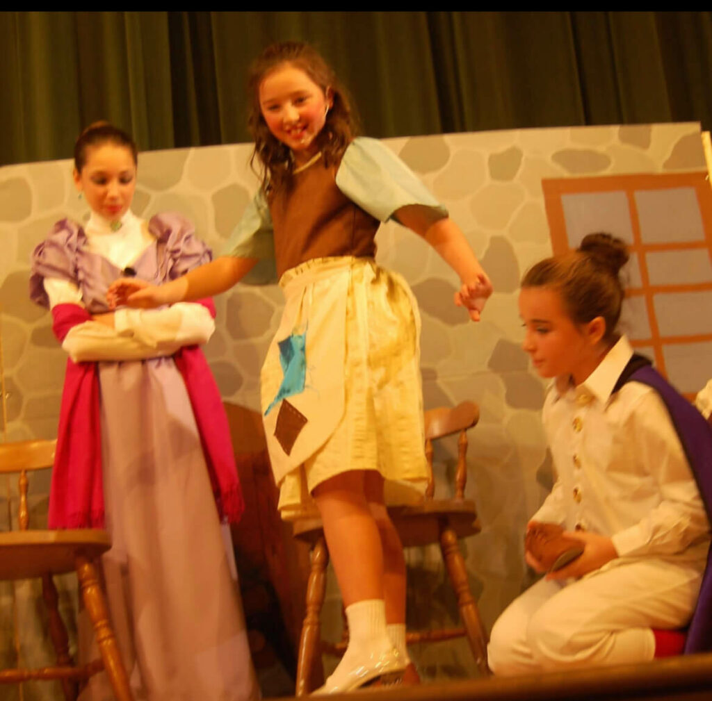 Cinderella Kids - Anderson Anderdaughter Children’s Theatre